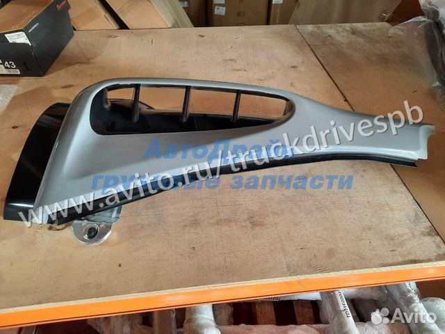 Дефлектор кабины Iveco Eurocargo правый 504116074 купить в Санкт ...